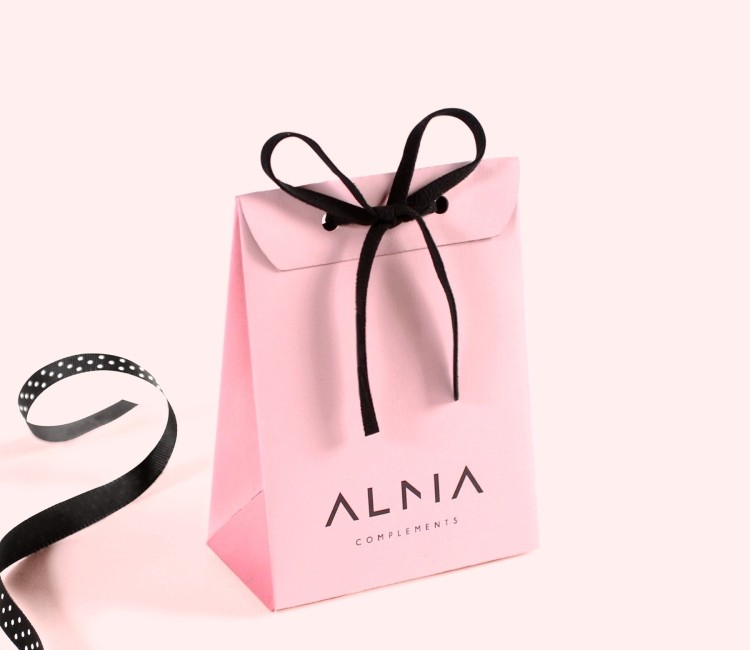 Gift Bags Boxes | SelfPackaging